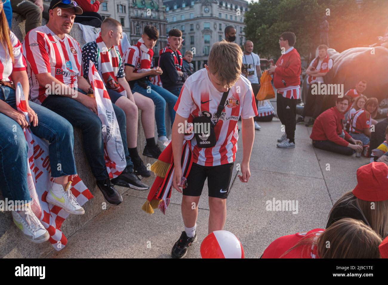 21/05/22, Sunderland AFC Fans Celebrate into the Night in Trafalgar ...