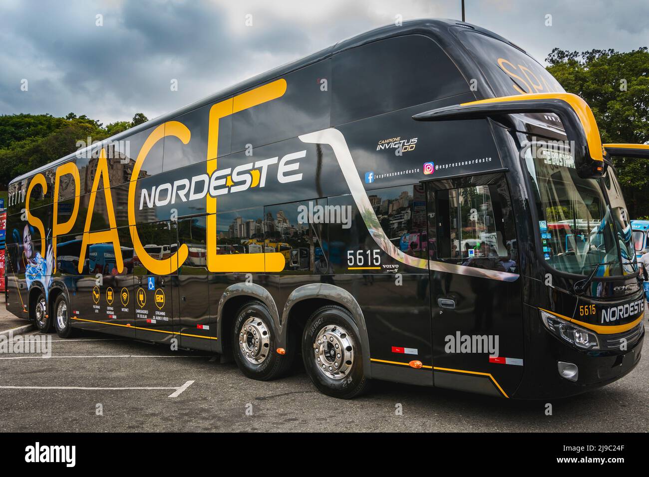 Brazil the double decker bus hi-res stock photography and images - Alamy