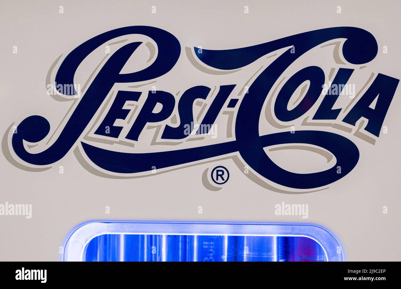 Pepsi logo historic hi-res stock photography and images - Alamy