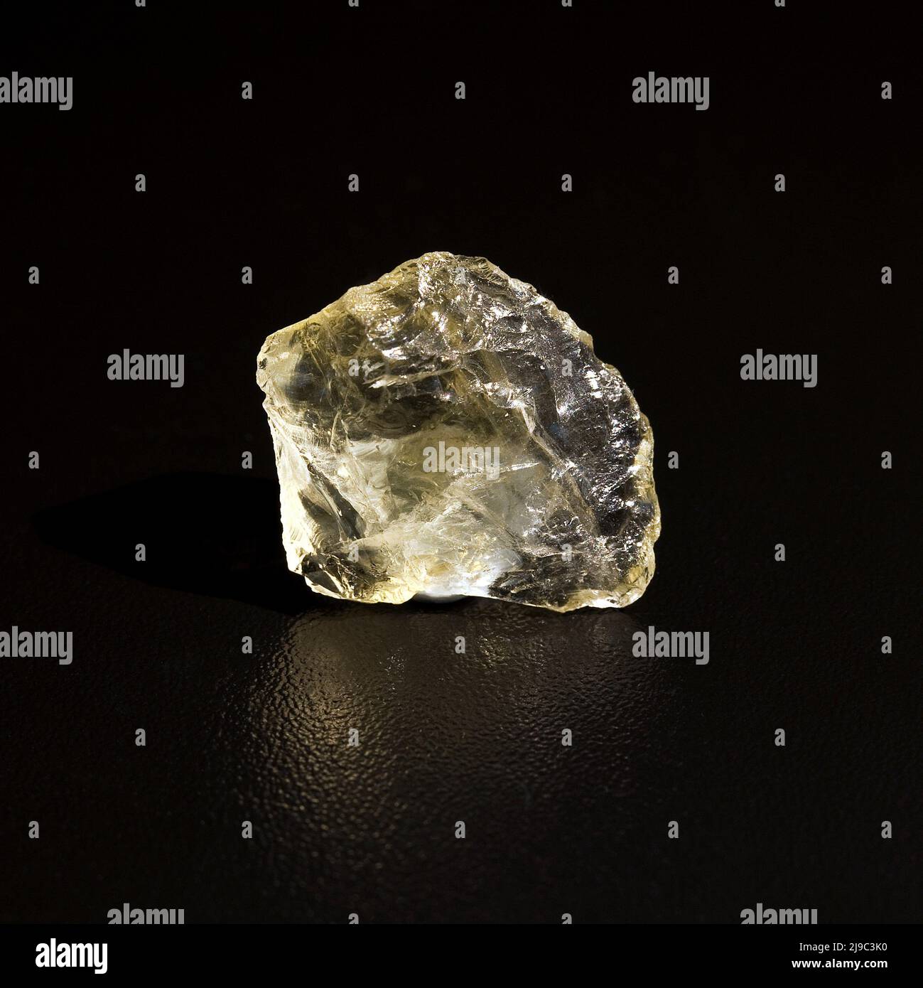 Crystal identification photos hi-res stock photography and images - Alamy