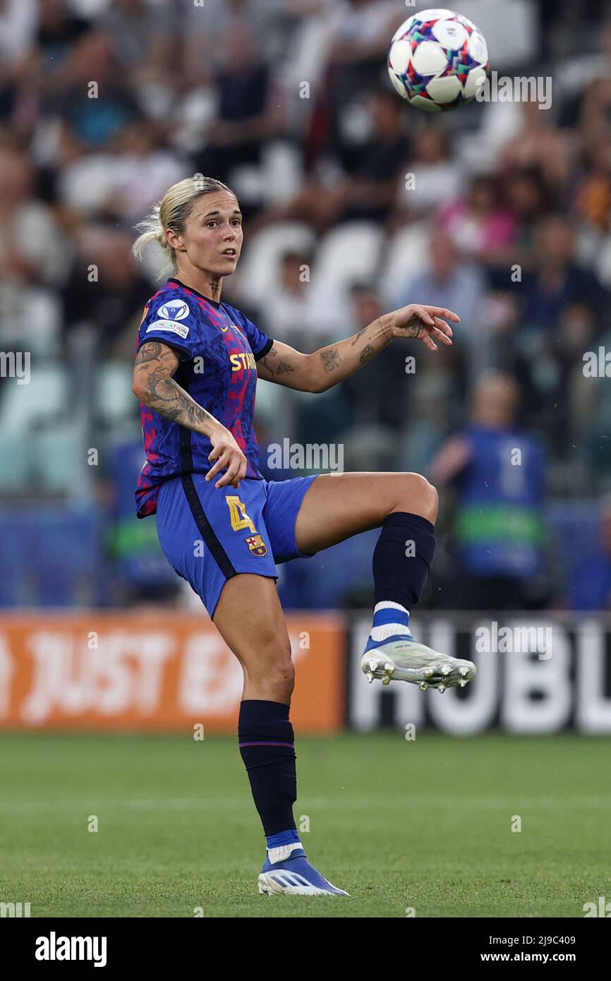 Maria Pilar Leon (FC Barcelona) in action during the UEFA Champions ...