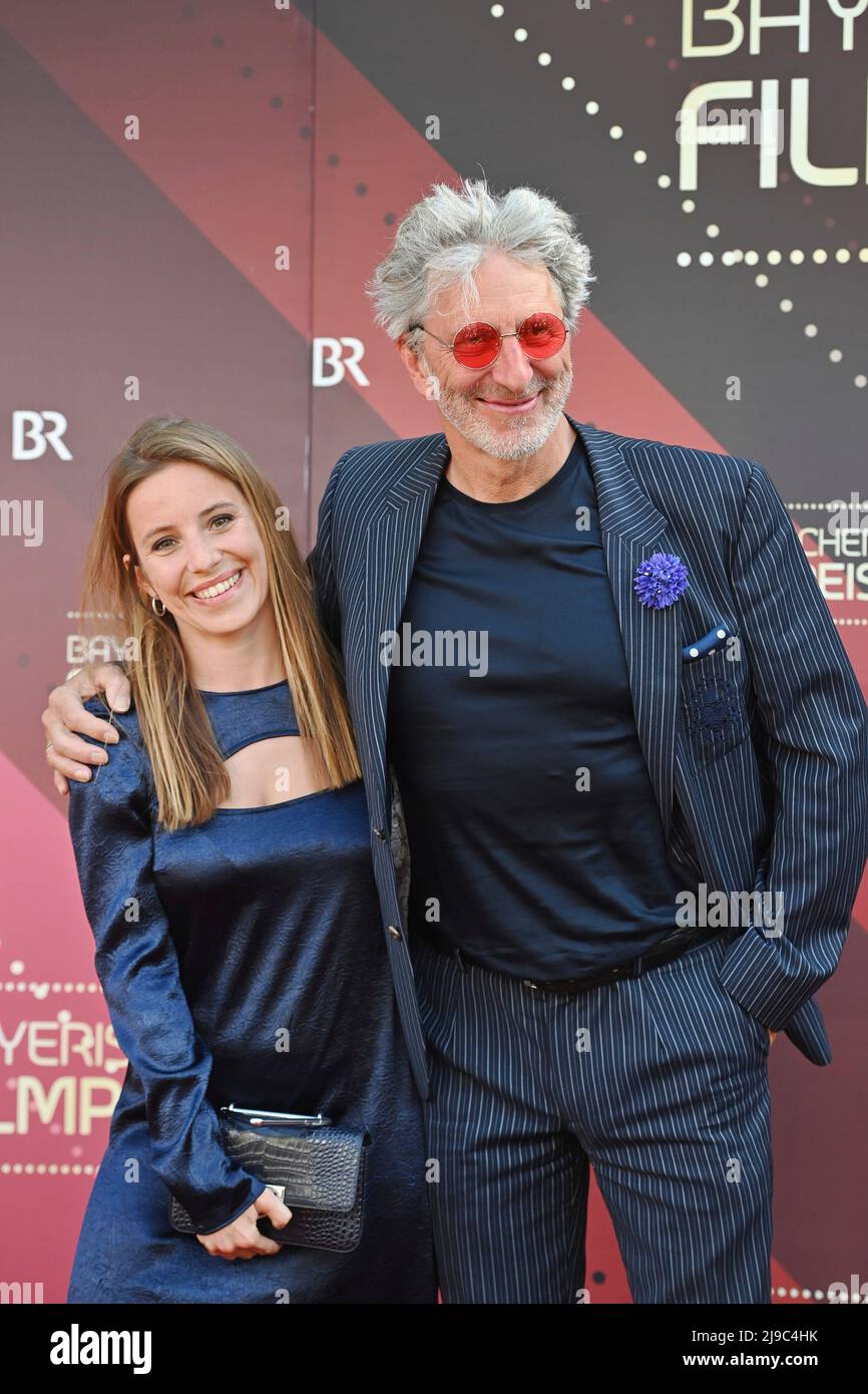 Rufus BECK (Actor), with daughter Sarah. Bavarian Film Award 2021-Red ...