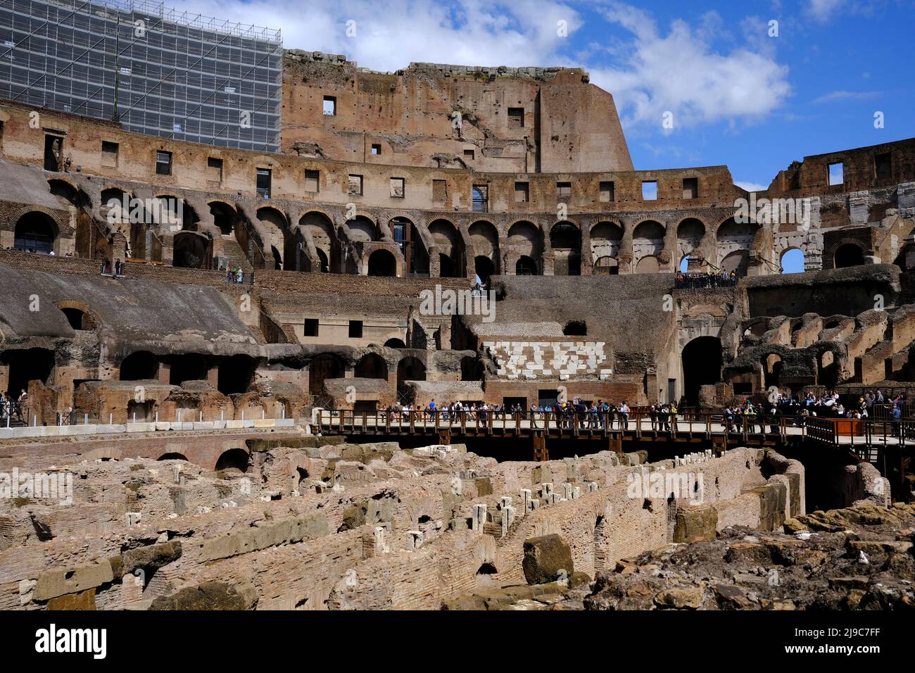 Inside the roman colosseum hi-res stock photography and images - Alamy