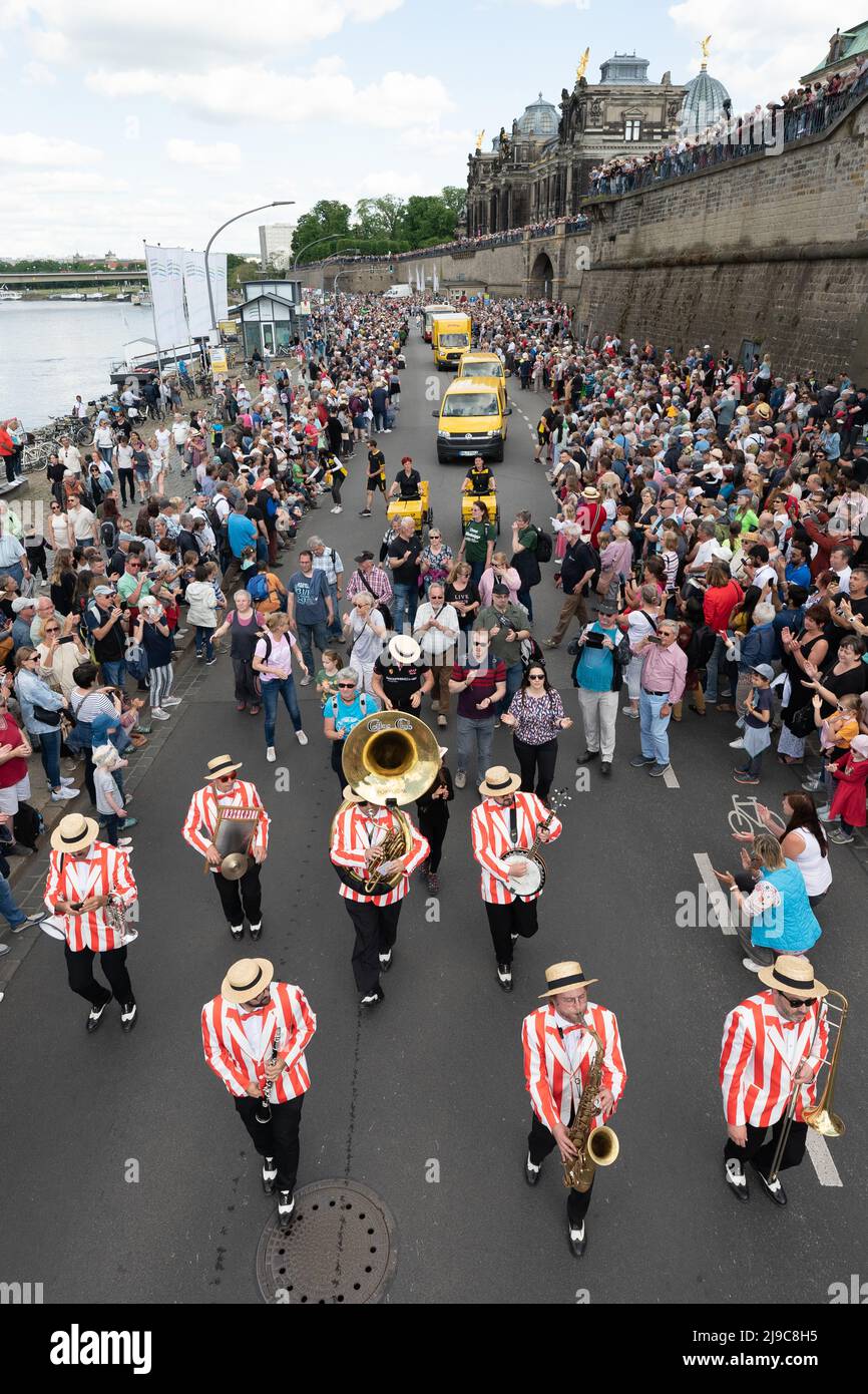 Dresden, Germany. 22nd May, 2022. Musicians play during the Dixieland ...