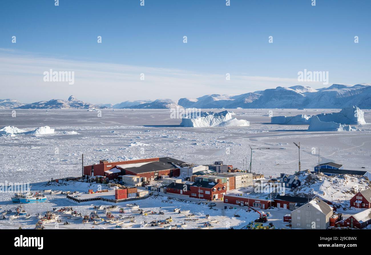 Greenland uummannaq fjord icebergs hi-res stock photography and images ...