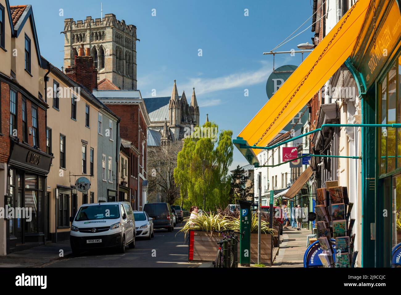 Spring afternoon on st hi-res stock photography and images - Alamy