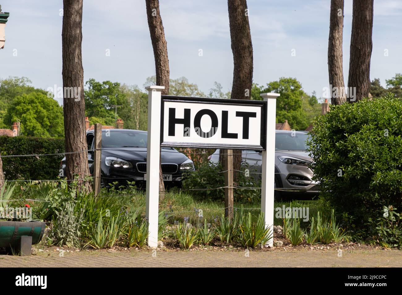 Signage to Holt Train station on the Poppy Line in North Norfolk, UK ...