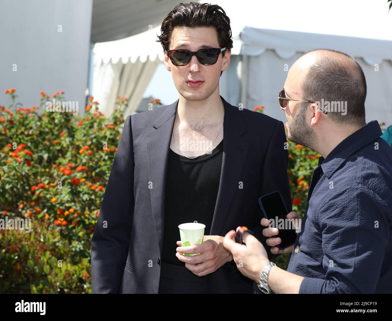 May 21, 2022, Cannes, Cote d'Azur, France: VINCENT LACOSTE attends the ... May 21, 2022, Cannes, Cote d'Azur, France: VINCENT LACOSTE attends the ...