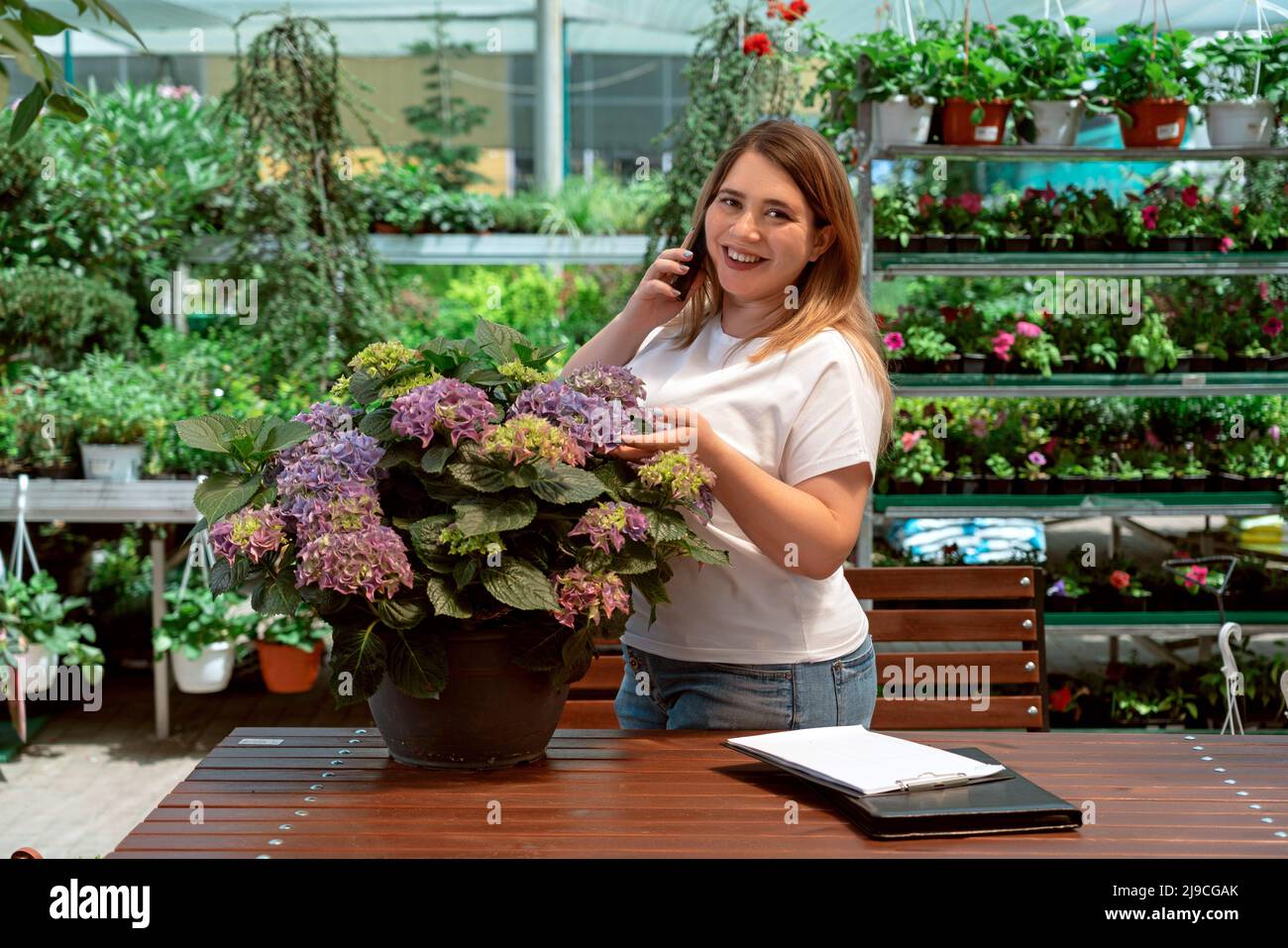 Portrait garden center manager hi-res stock photography and images - Alamy