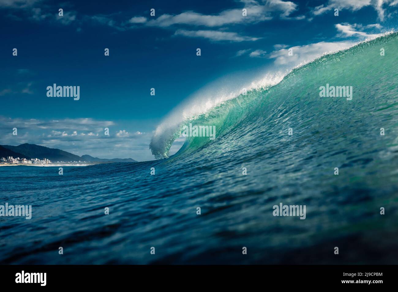Crashing beach break wave with offshore wind in Atlantic ocean Stock ...