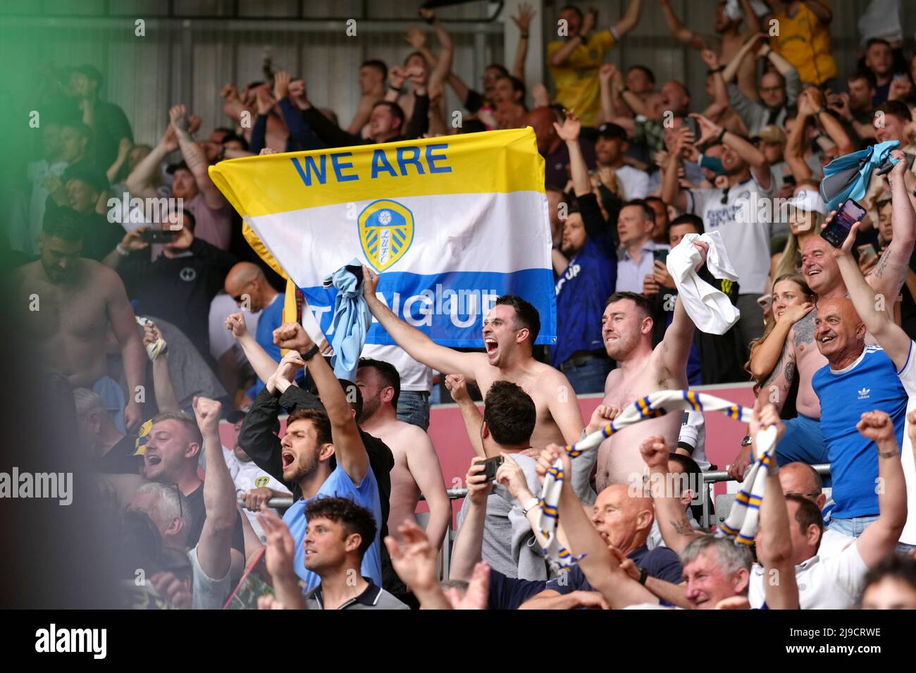 Leeds united hi-res stock photography and images - Alamy