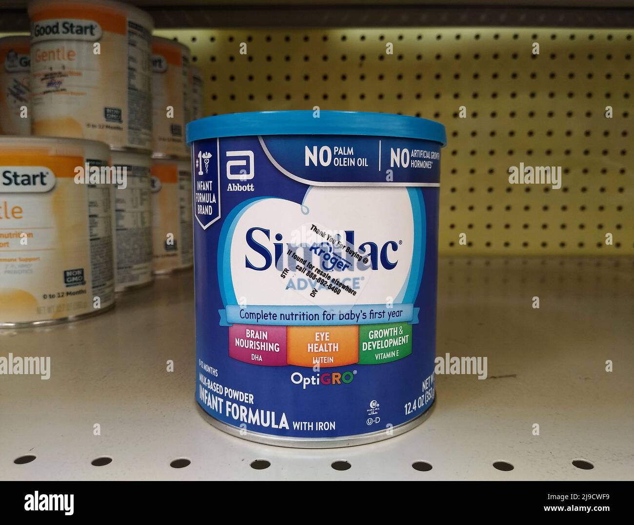 Similac advance baby formula hi-res stock photography and images - Alamy