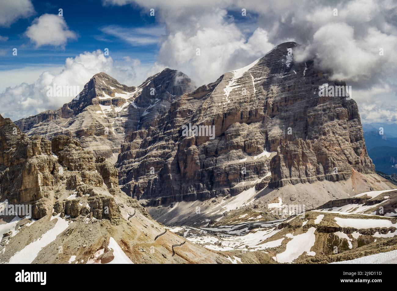 Lagazuoi montagne hi-res stock photography and images - Alamy