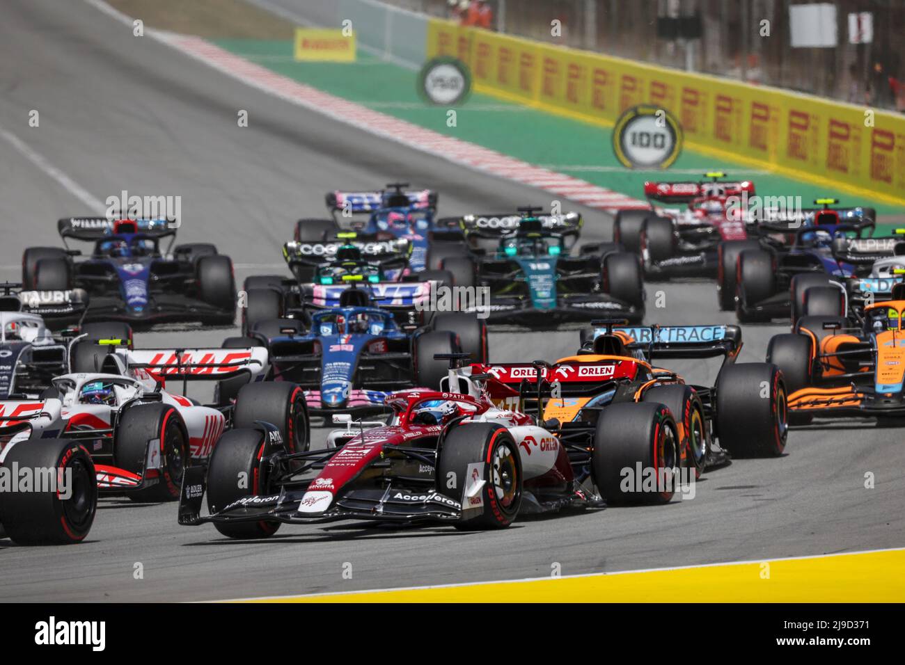 Barcelona, Spain. 22nd May, 2022. Start, #77 Valtteri Bottas (FIN, Alfa ...