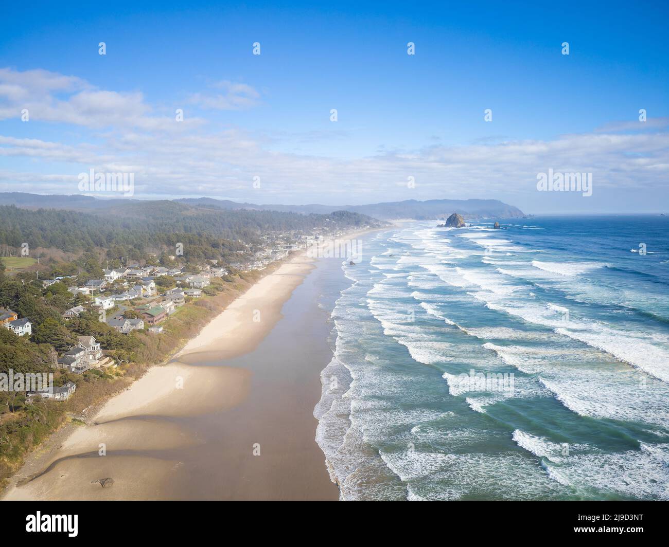 Panoramic photo of surf on beach hi-res stock photography and images ...