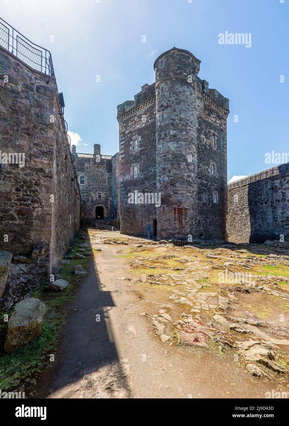 15th century linlithgow hi-res stock photography and images - Alamy