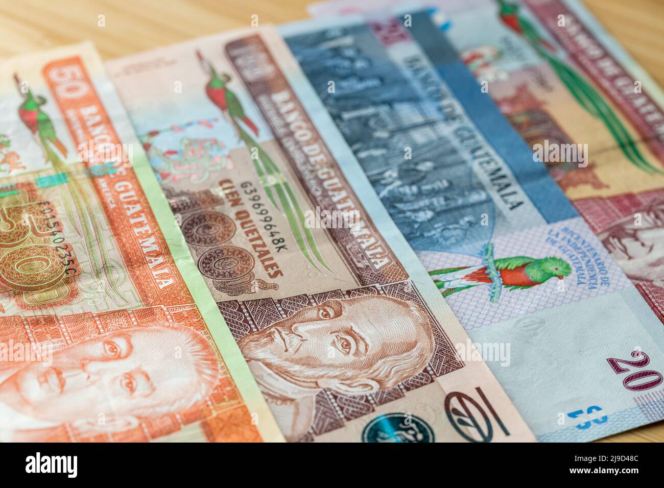 Guatemala quetzal currency note sign hi-res stock photography and ...