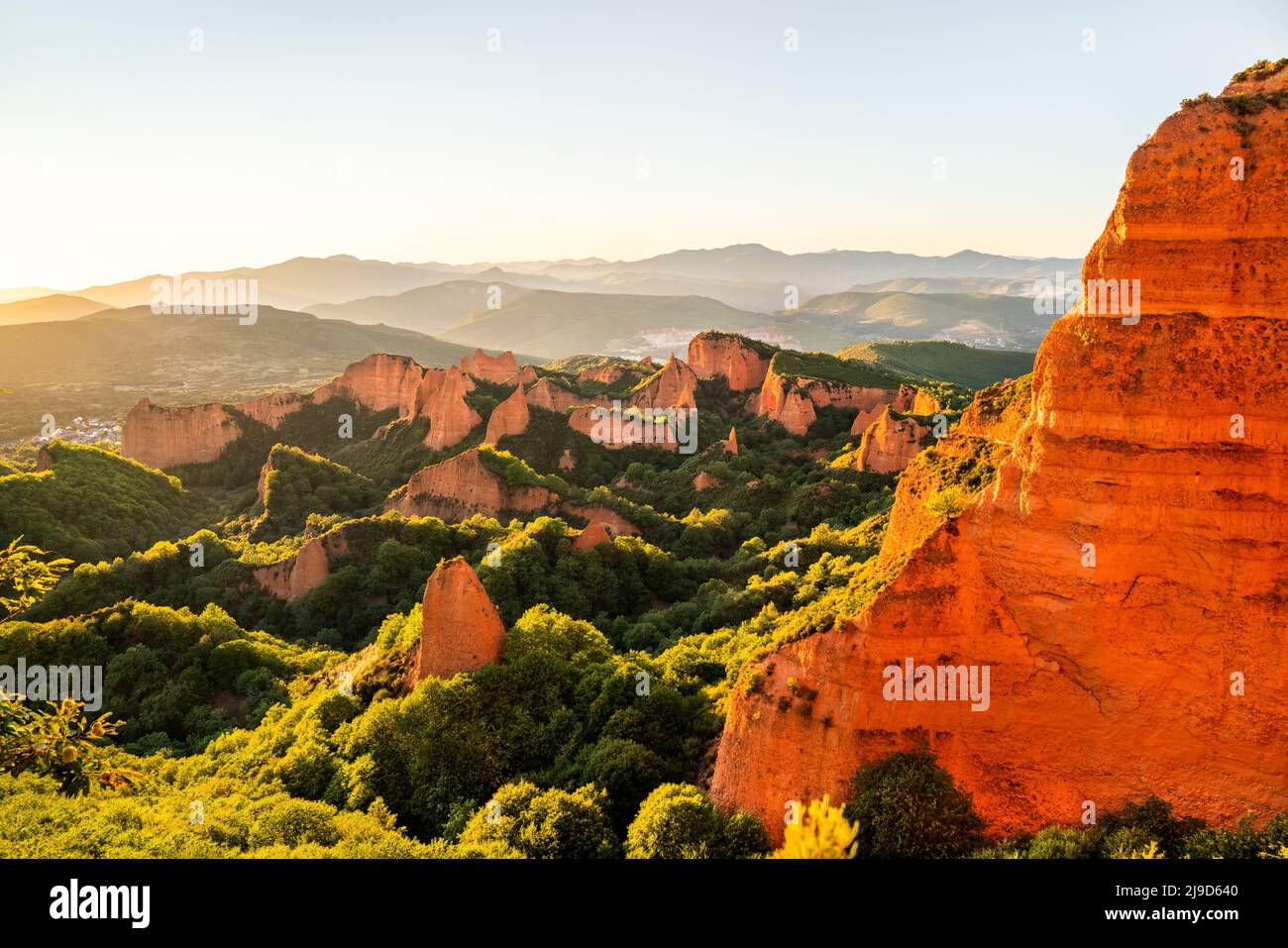Las Medulas, a Roman gold-mining site in Spain Stock Photo - Alamy