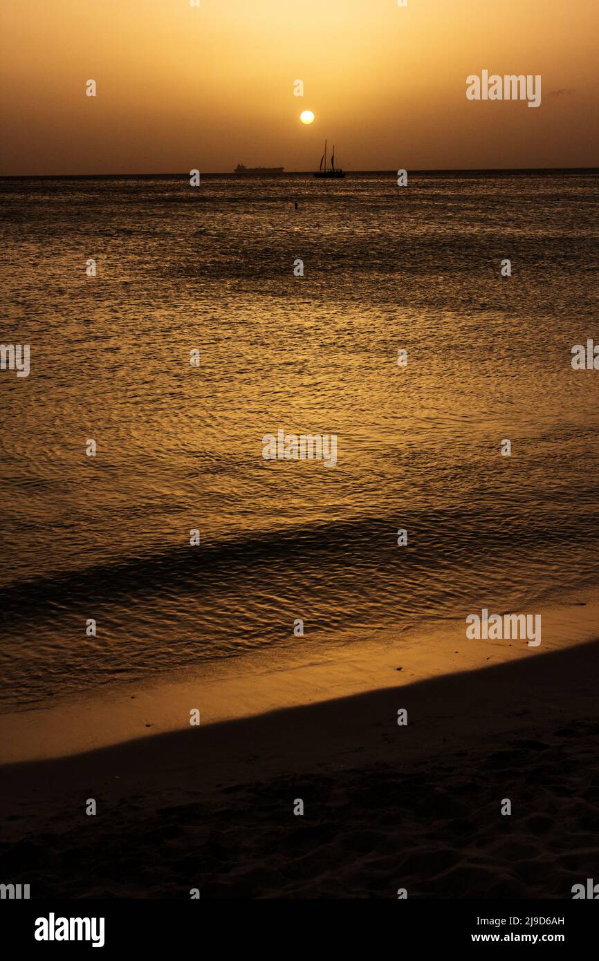 Emotions and nature scenery hi-res stock photography and images - Alamy