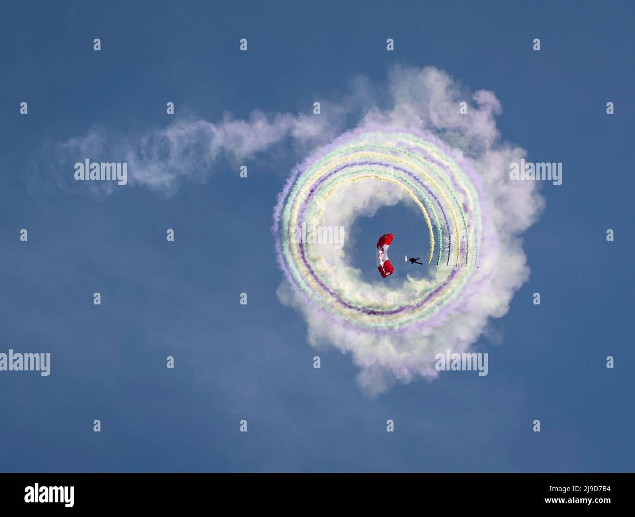 A member of the Canadian Armed Forces Parachute Team, The Skyhawks ...