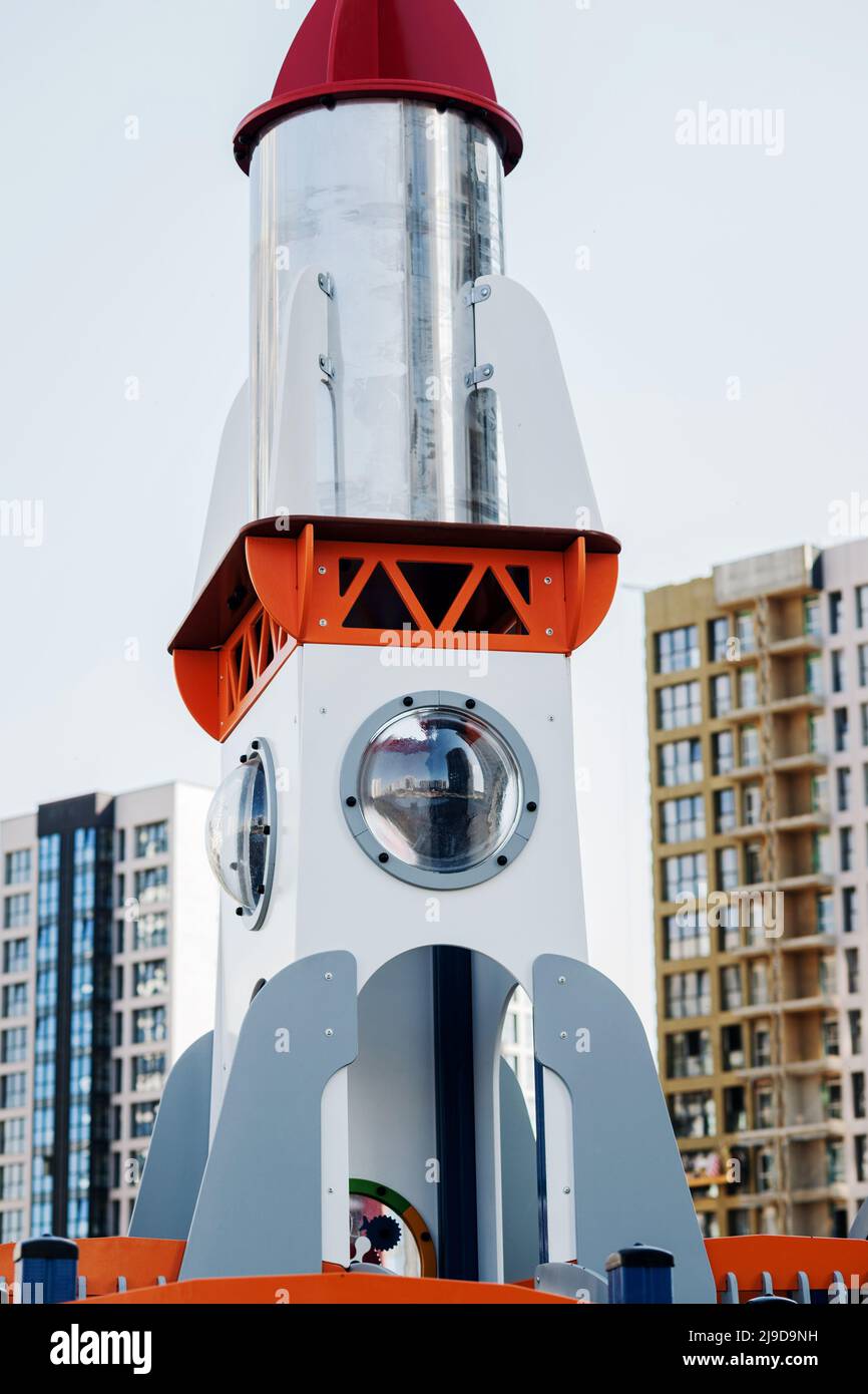 Child with rocket outdoor hi-res stock photography and images - Alamy