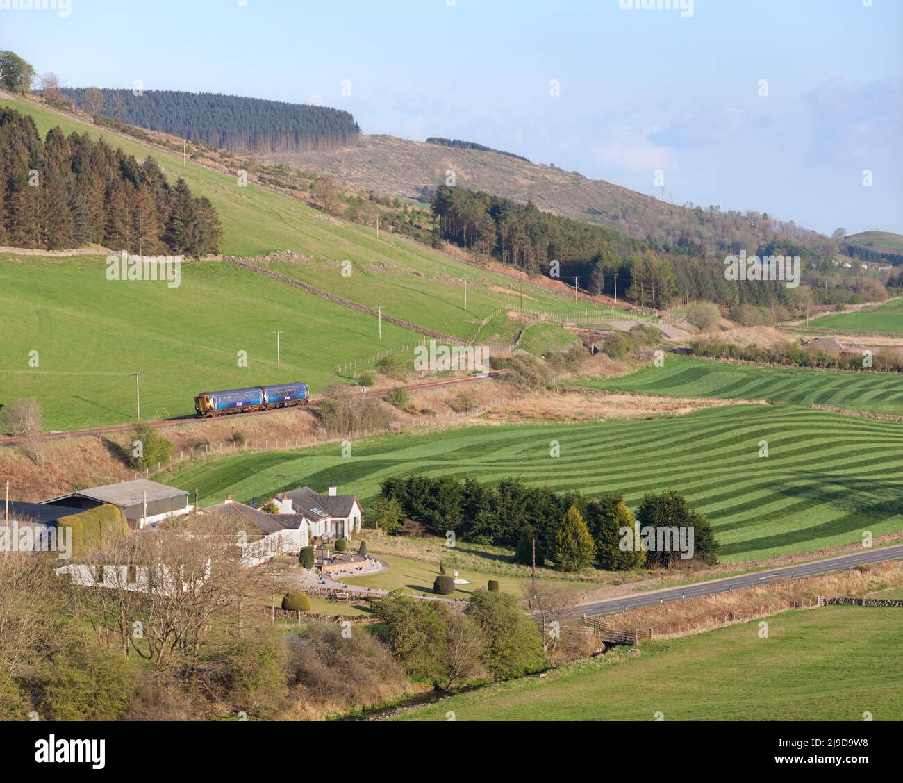 Scotrail class 156 sprinter train running through the scenic ...