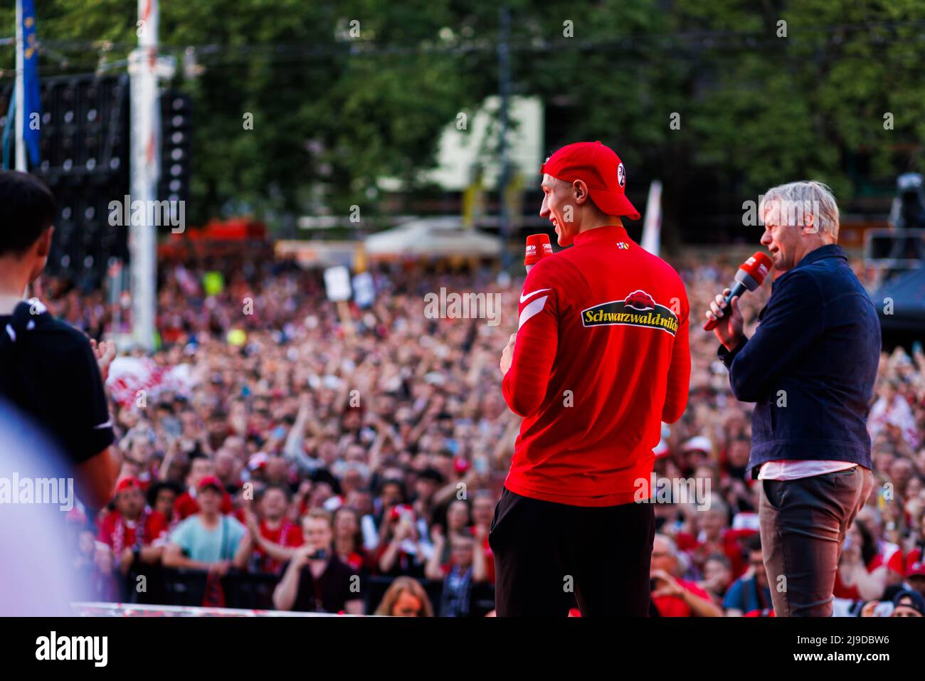 Sports commentator interviews hi-res stock photography and images - Alamy