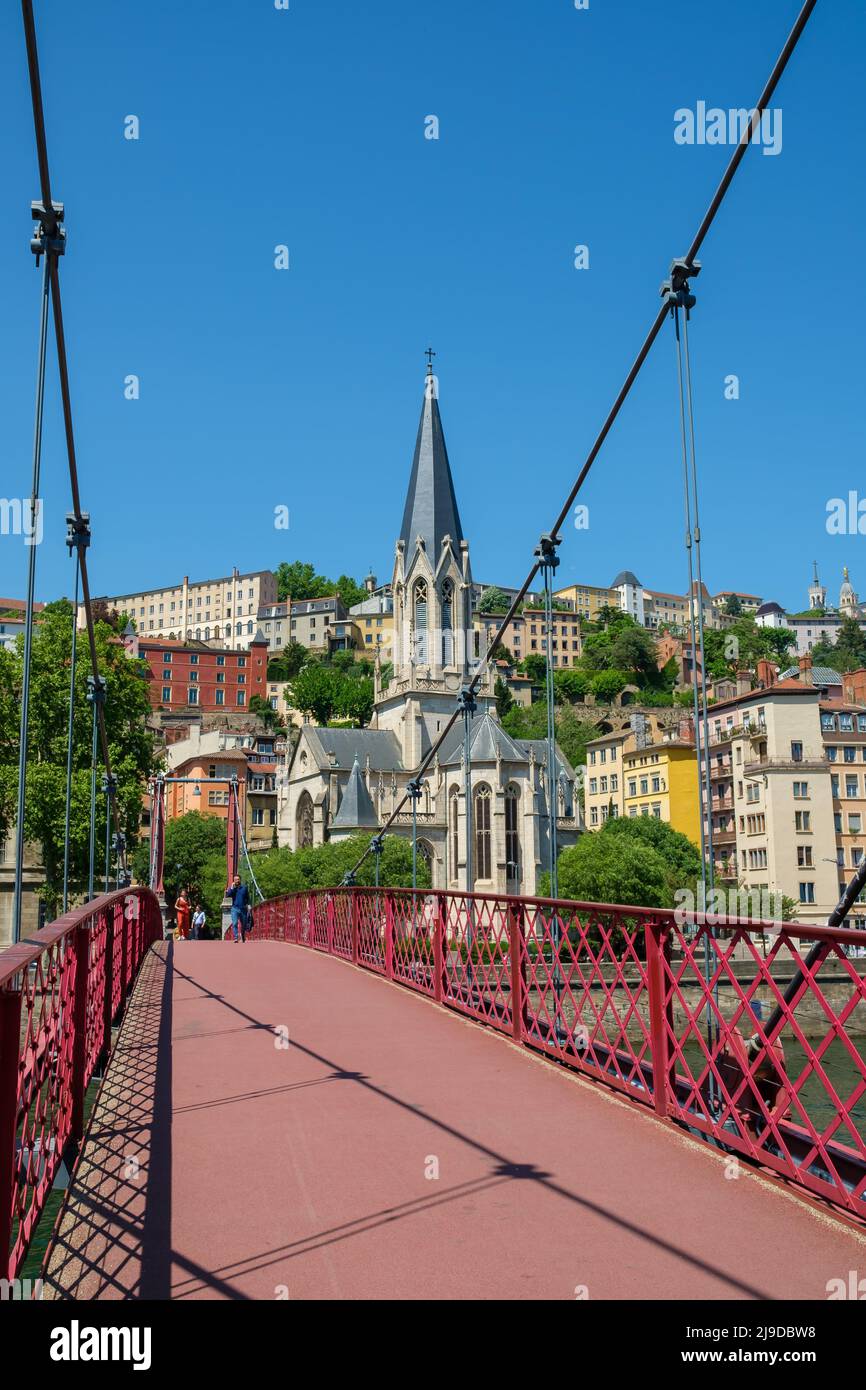 Pedestrian bridge in lyon hi-res stock photography and images - Alamy