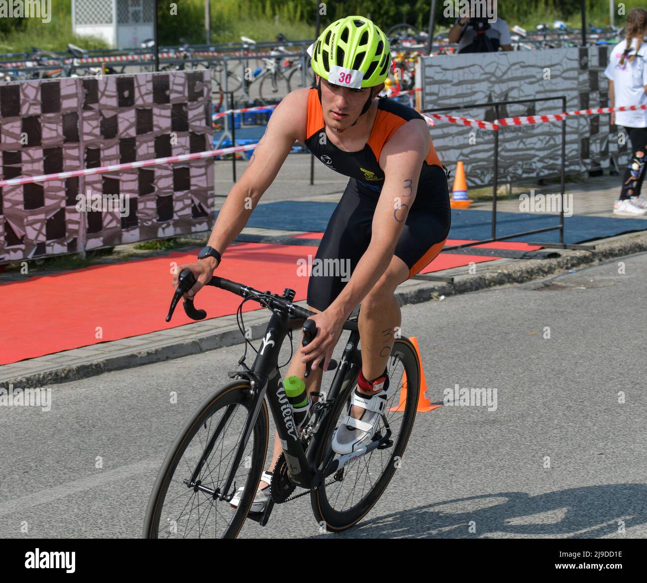 Athletic people cycling in hi-res stock photography and images - Alamy