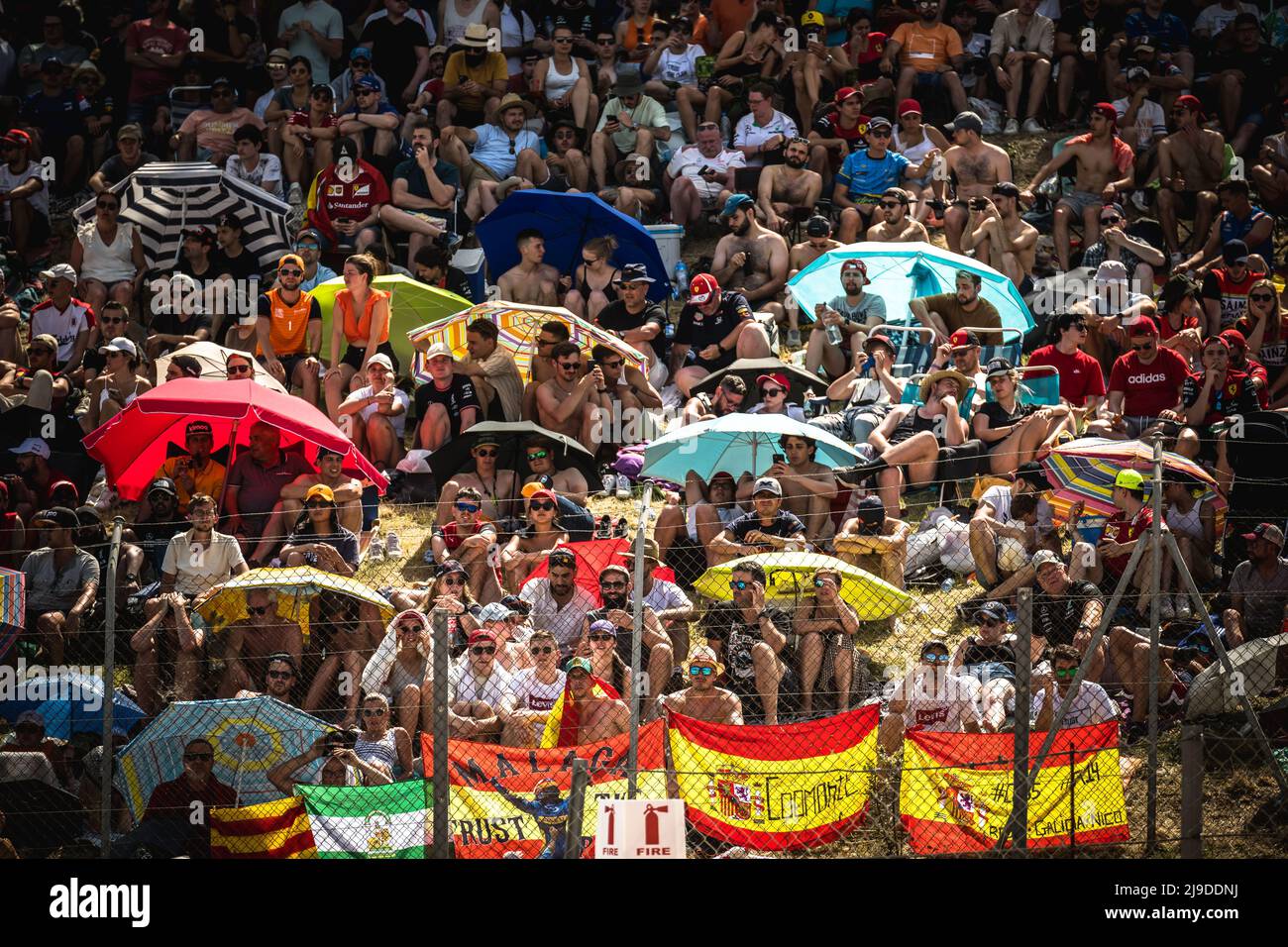 Barcelona, Spain. 22nd May, 2022. More than 120.000 spectators defy ...