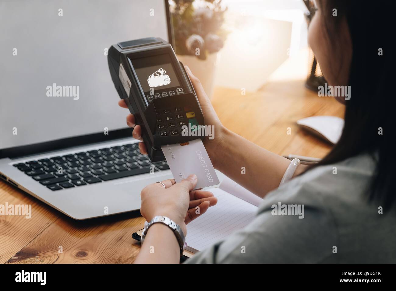 card swipe machine, cyber security, convenience of payment, staff use ...