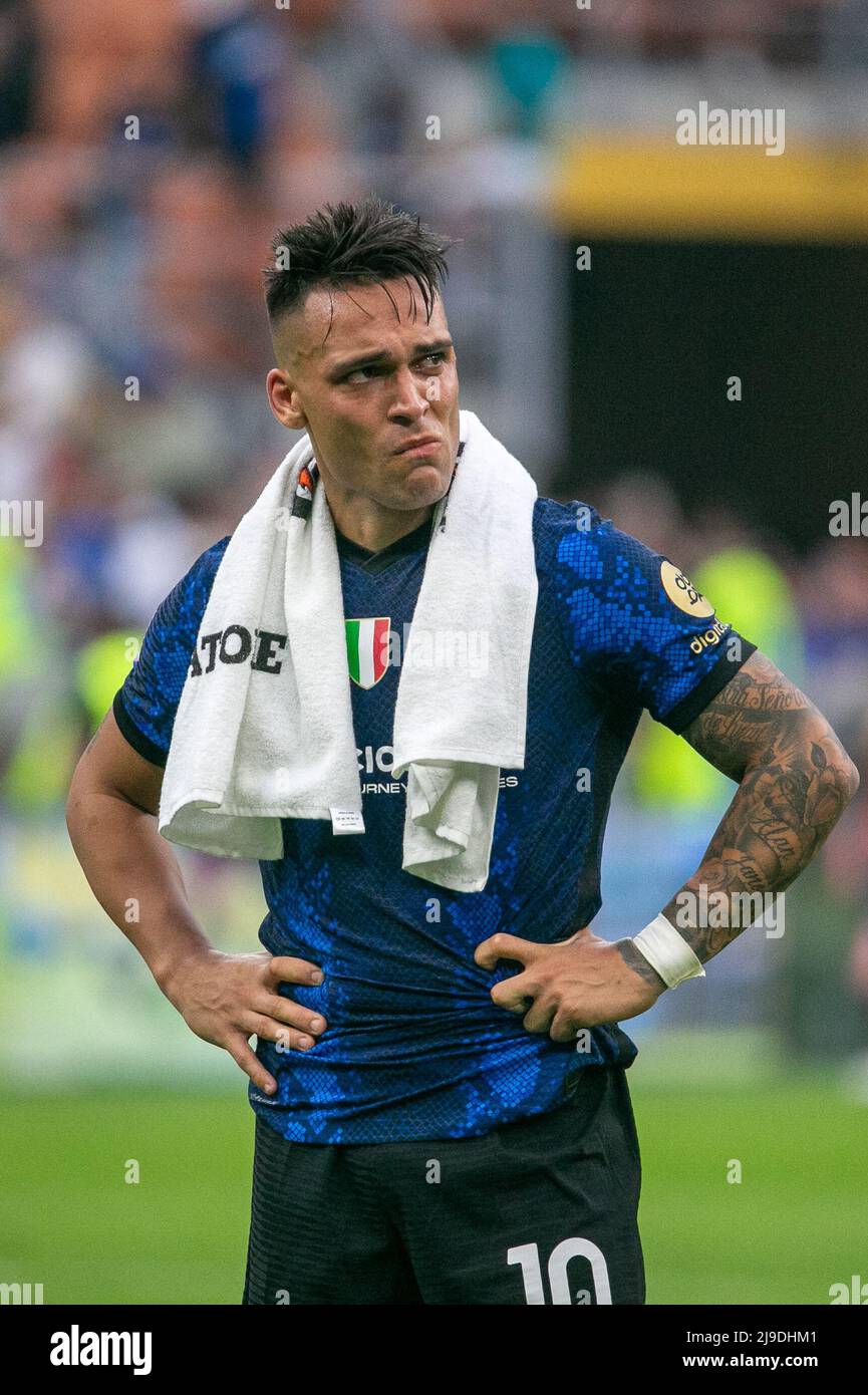Euro championship crying hi-res stock photography and images - Alamy