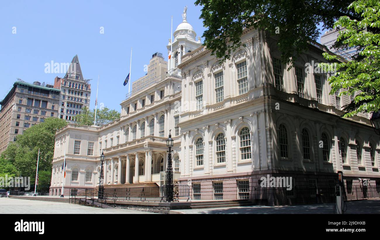 New York City Hall, constructed in 1803 - 1812, in Georgian Revival ...