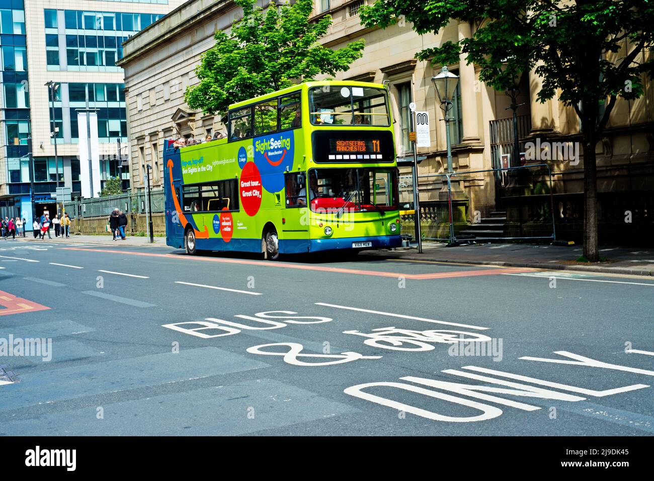Sightseeing Bus, Manchester, England Stock Photo - Alamy