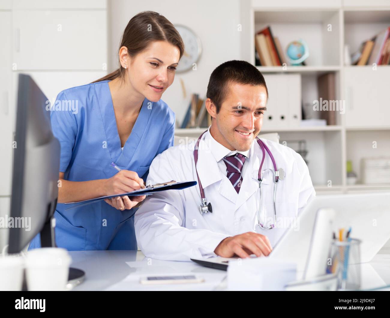 Case histories hi-res stock photography and images - Alamy