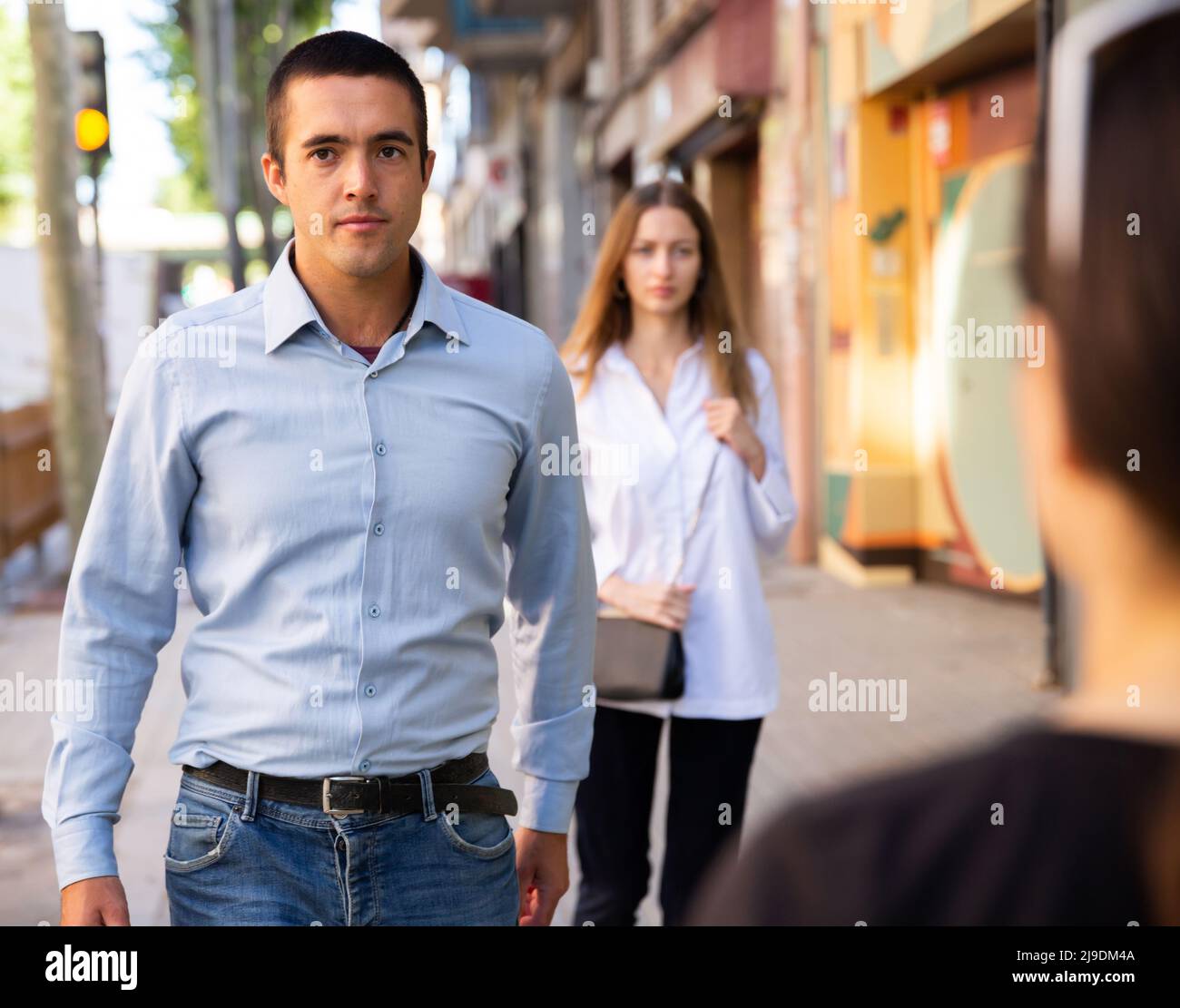 Man male walking strolling hi-res stock photography and images - Alamy