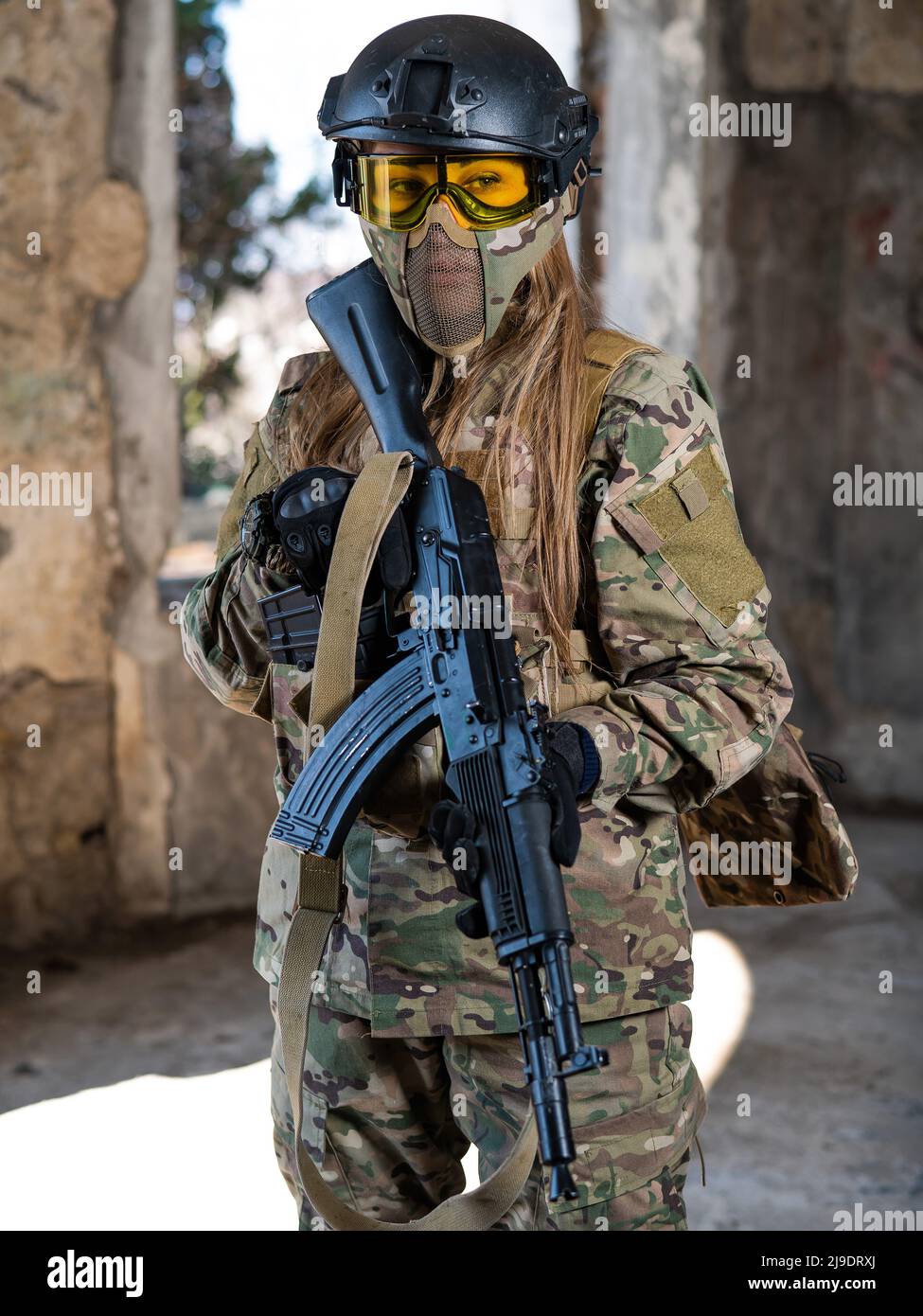 Female commando hi-res stock photography and images - Alamy