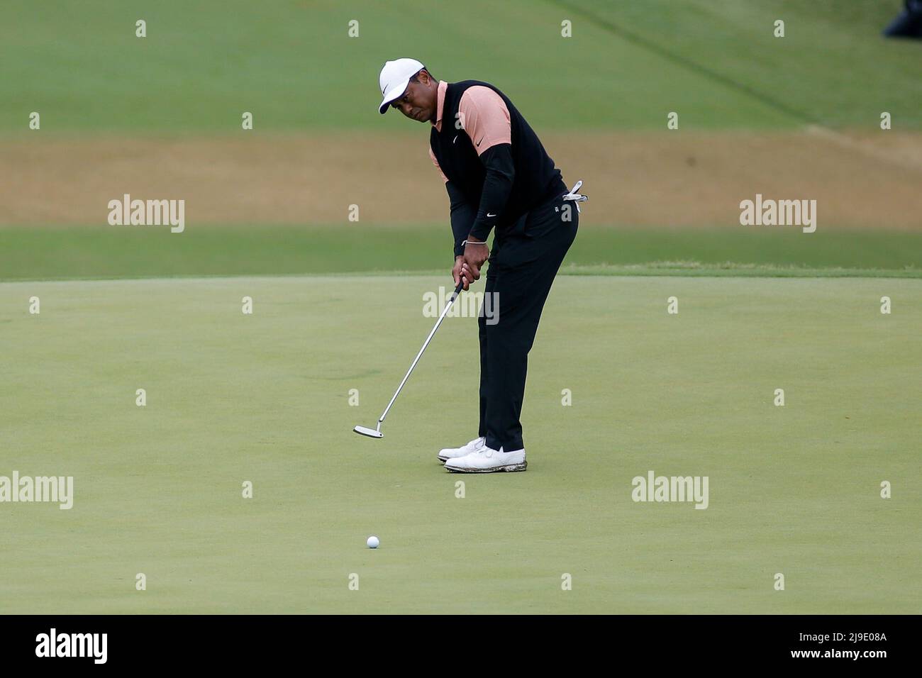 Tulsa, Oklahoma, USA. 21st May, 2022. TIGER WOODS hits a shot on the ...