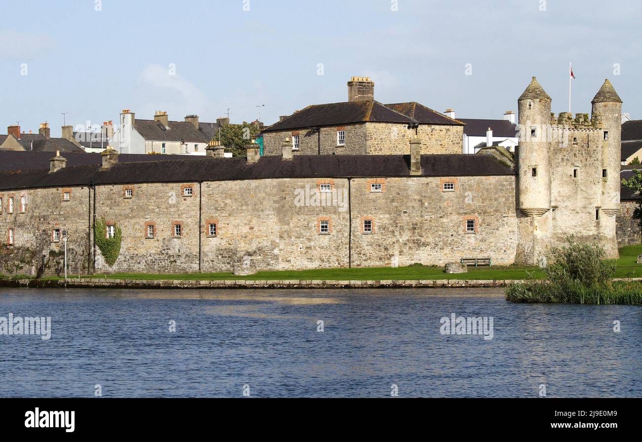 The River Erne at Enniskillen, County Fermanagh, Northern Ireland Stock ...