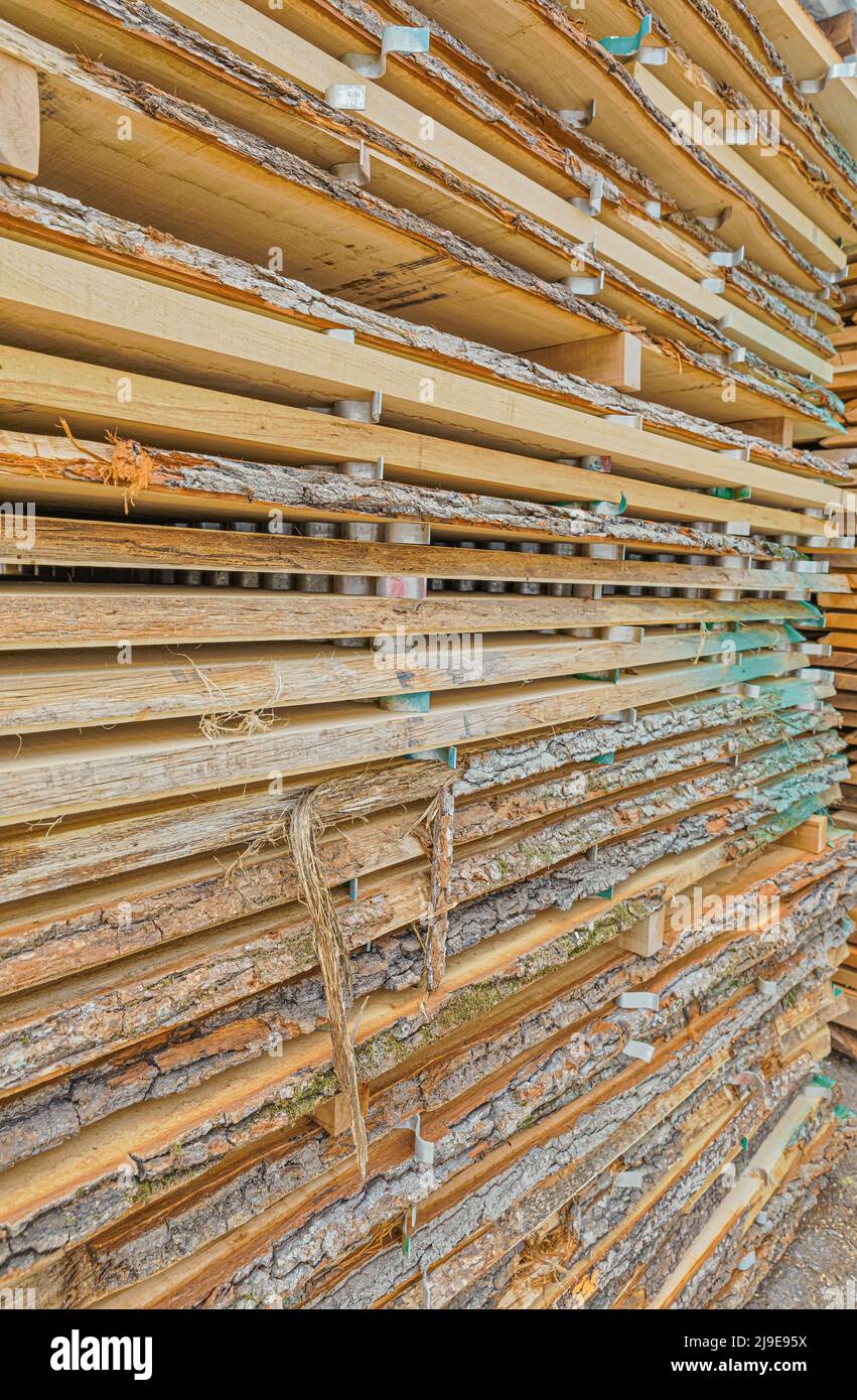 Dry wooden planks stacked hi-res stock photography and images - Alamy