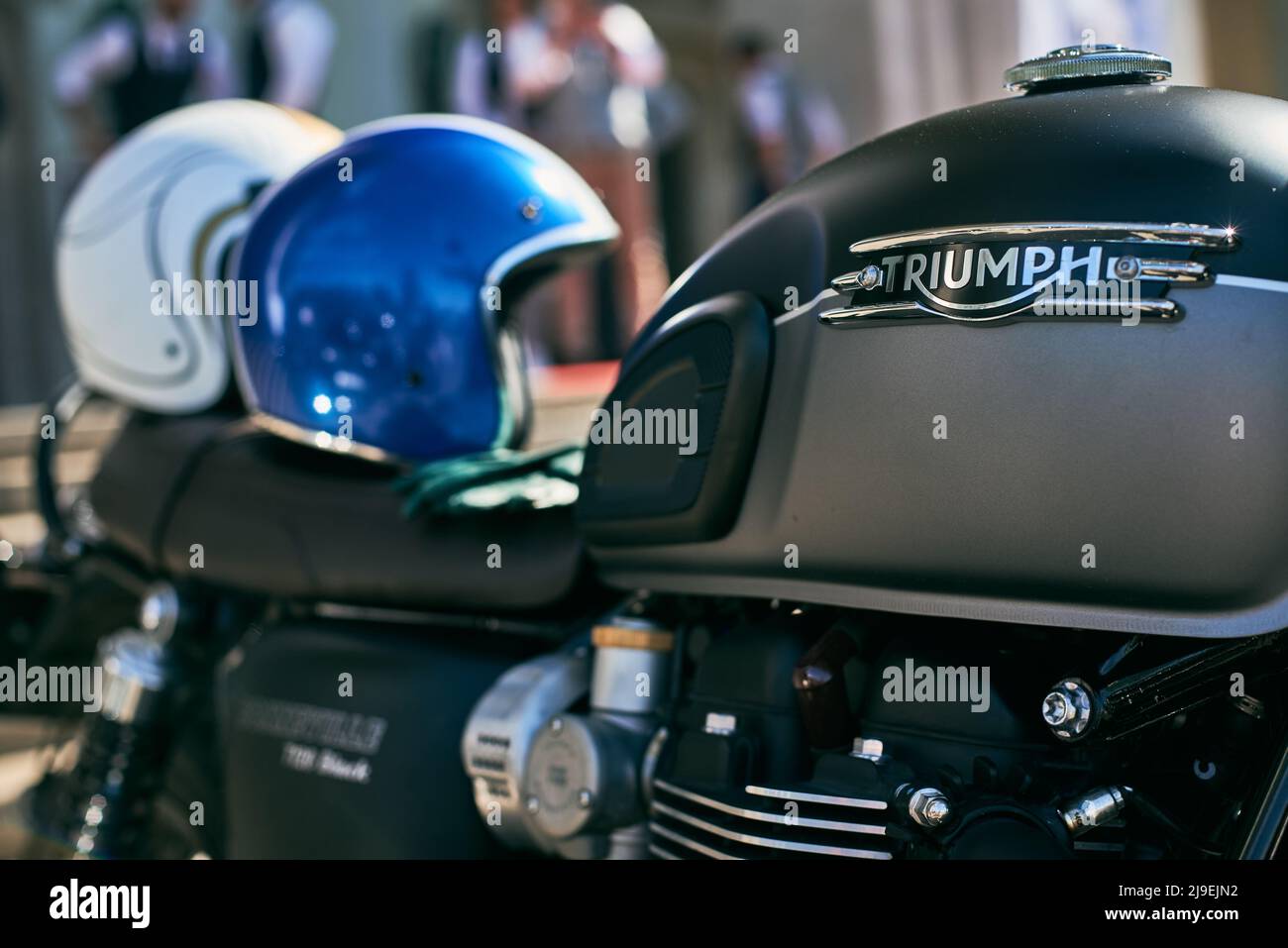 Chopper bobber motorcycles hi-res stock photography and images - Alamy