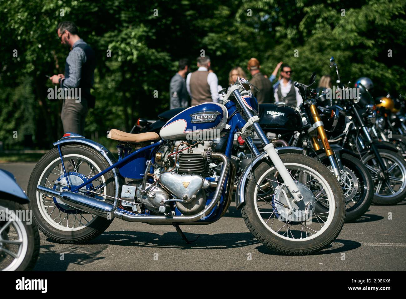 Chopper bobber motorcycles hi-res stock photography and images - Alamy