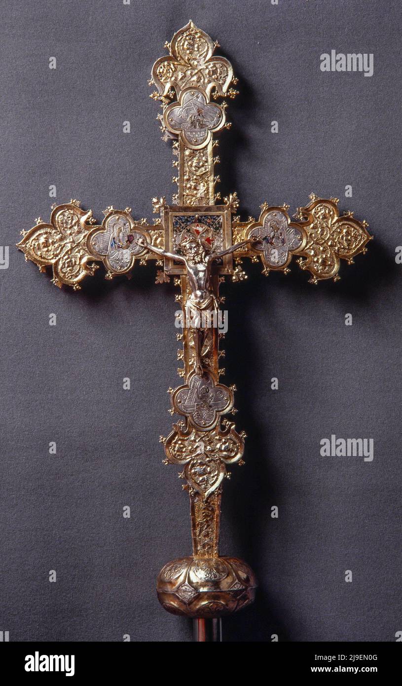 Cruz Procesional, siglo XV, Iglesia parroquial de Conesa Stock Photo ...