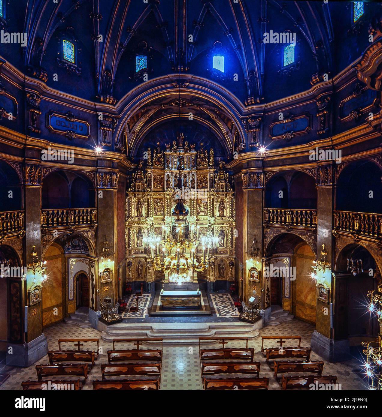 Interior del Santuario de la Mare de Déu de la Gleva, Osona. Siglo ...