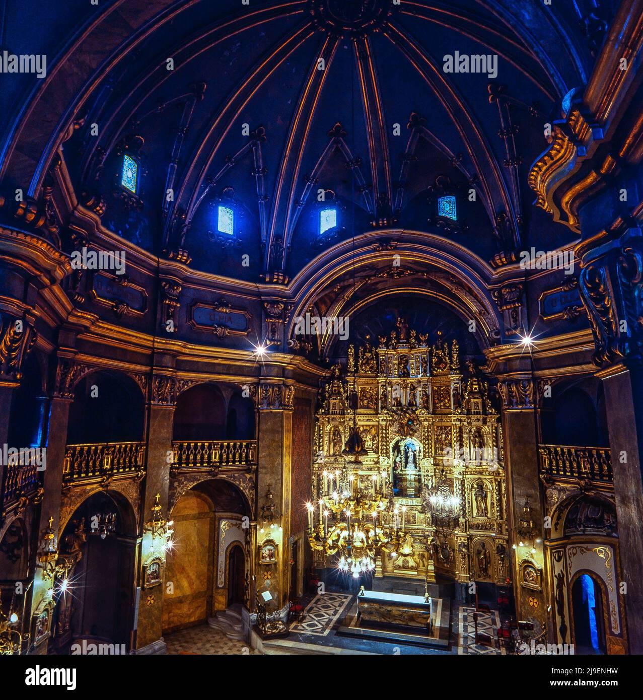 Interior del Santuario de la Mare de Déu de la Gleva, Osona. Siglo ...