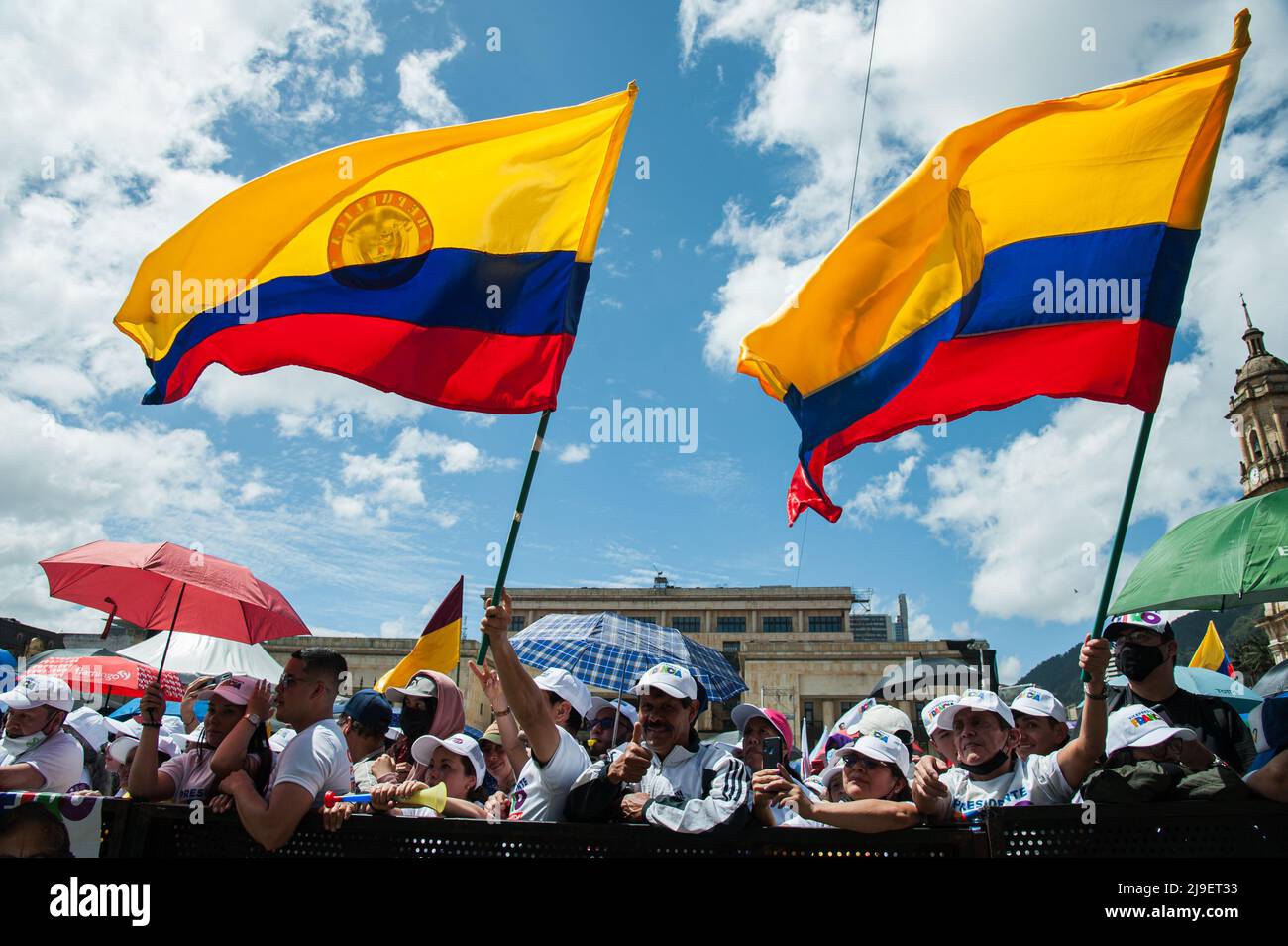 Supporters of Gustavo Petro wave Colombian flags during the closing ...
