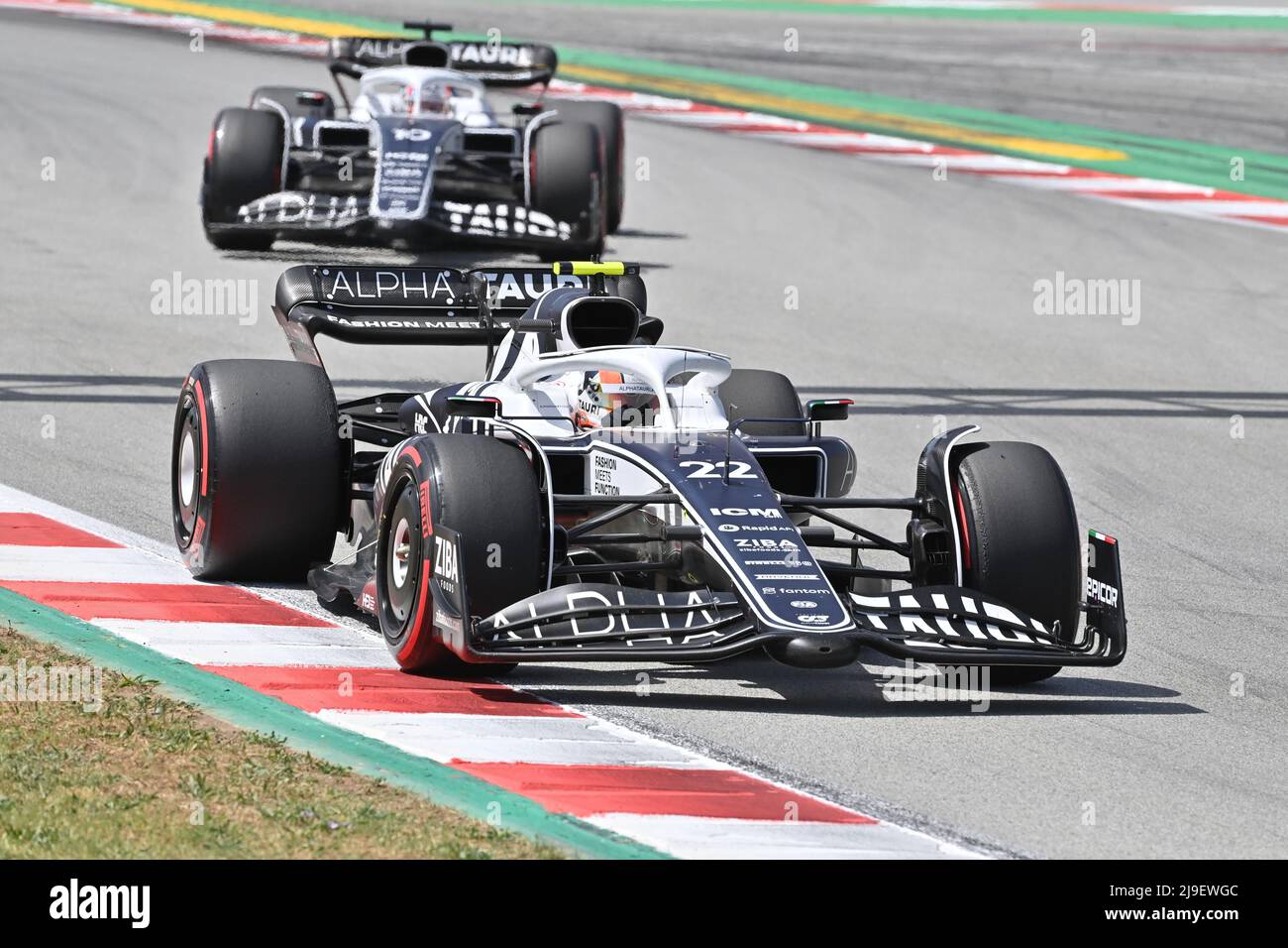 22 TSUNODA Yuki (jap), Scuderia AlphaTauri AT03, action 10 GASLY Pierre (fra), Scuderia ...