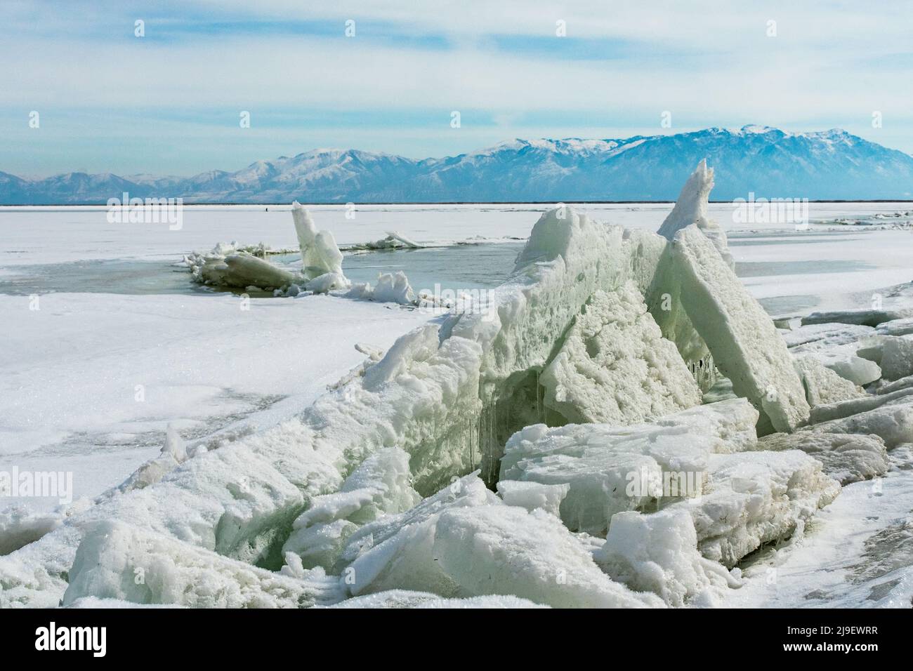 Hummocked ice breaks along lakeshore, winter, bear river migratory bird ...