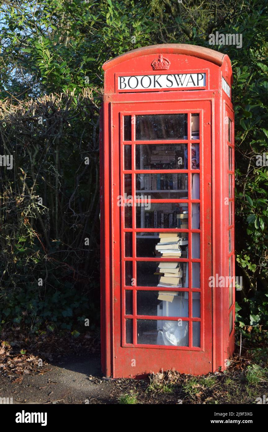 Book swap hi-res stock photography and images - Alamy