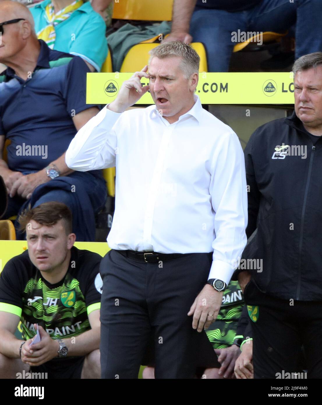 Dean smith norwich hi-res stock photography and images - Alamy